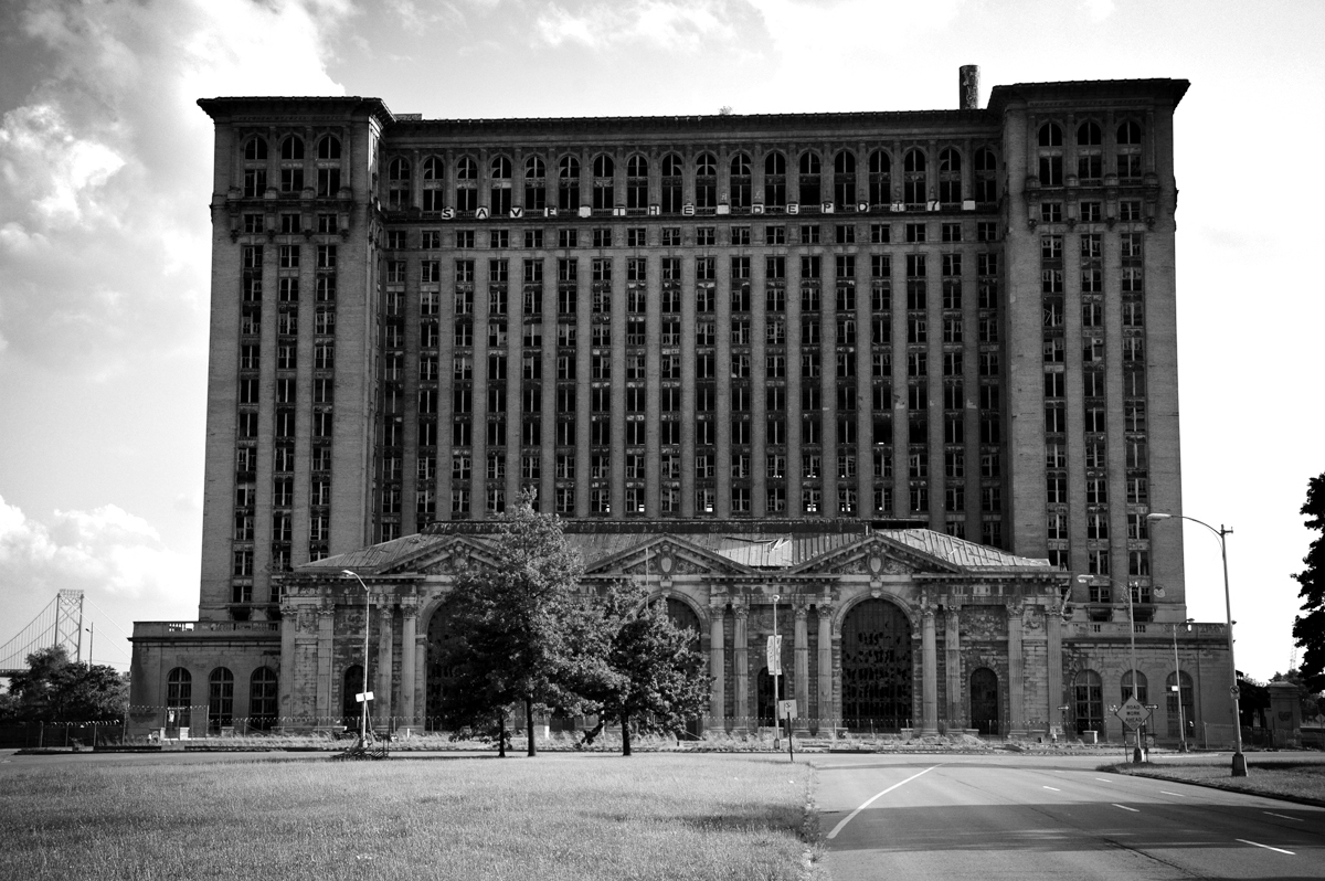 Detroit Michigan Central Terminal - RodneyCurtis.com